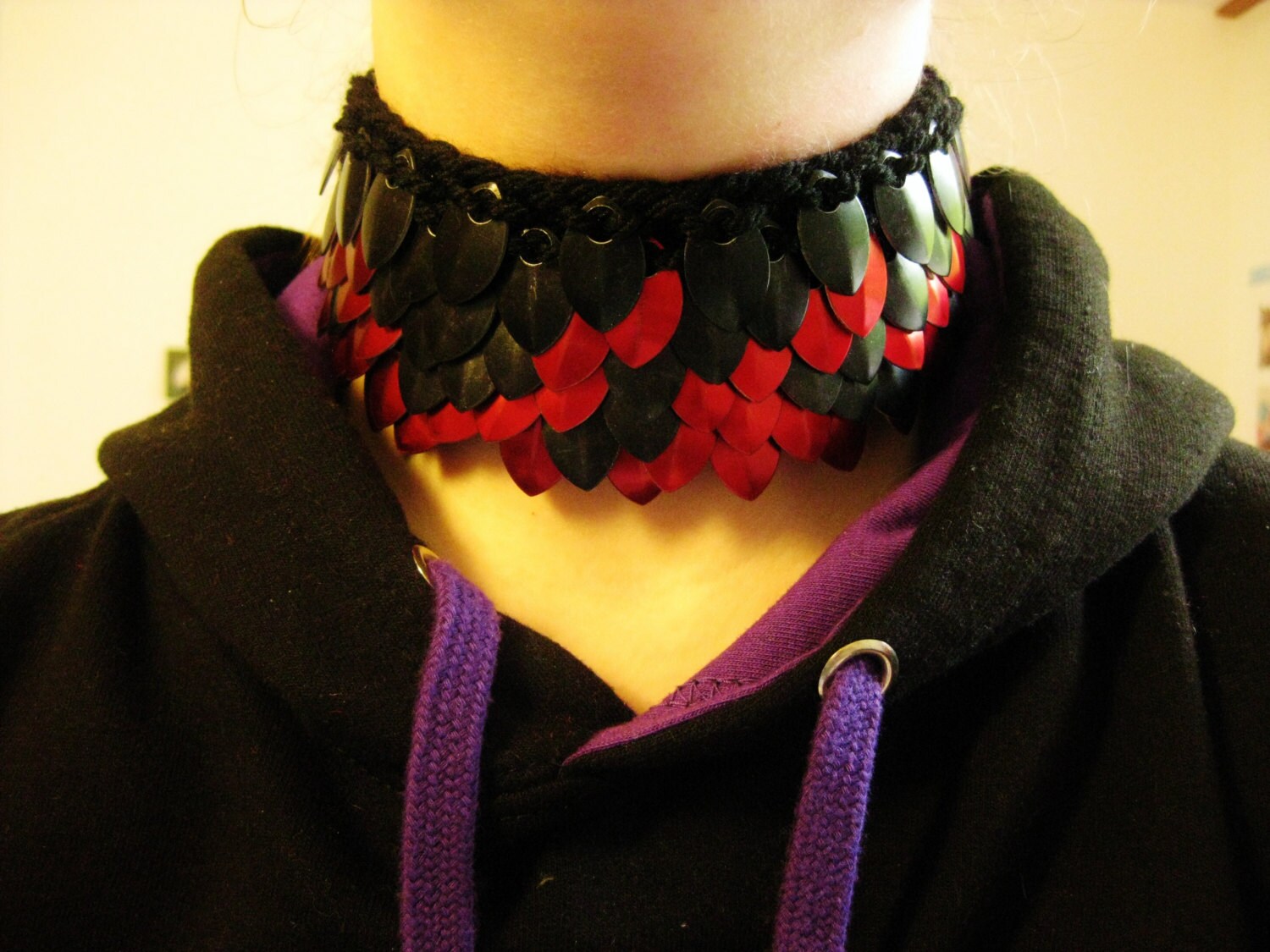 Knit Your Own Scale Mail Choker With Craftymutt's Simple Knitting ...
