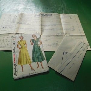 Vintage 40's Simplicity #2479 Sewing Pattern Women's House Day-dress ...