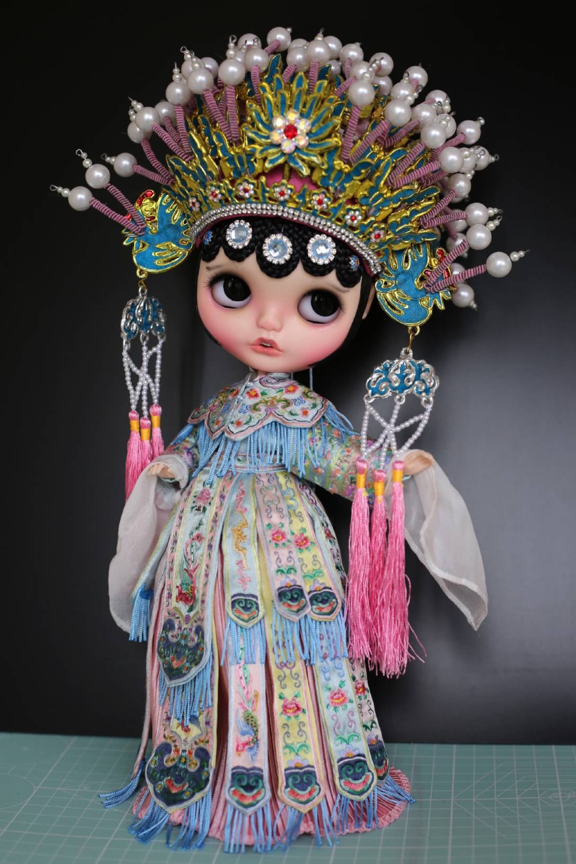 PO Anniedollz Embroidery Peking Opera Custom Blythe Queen | Etsy