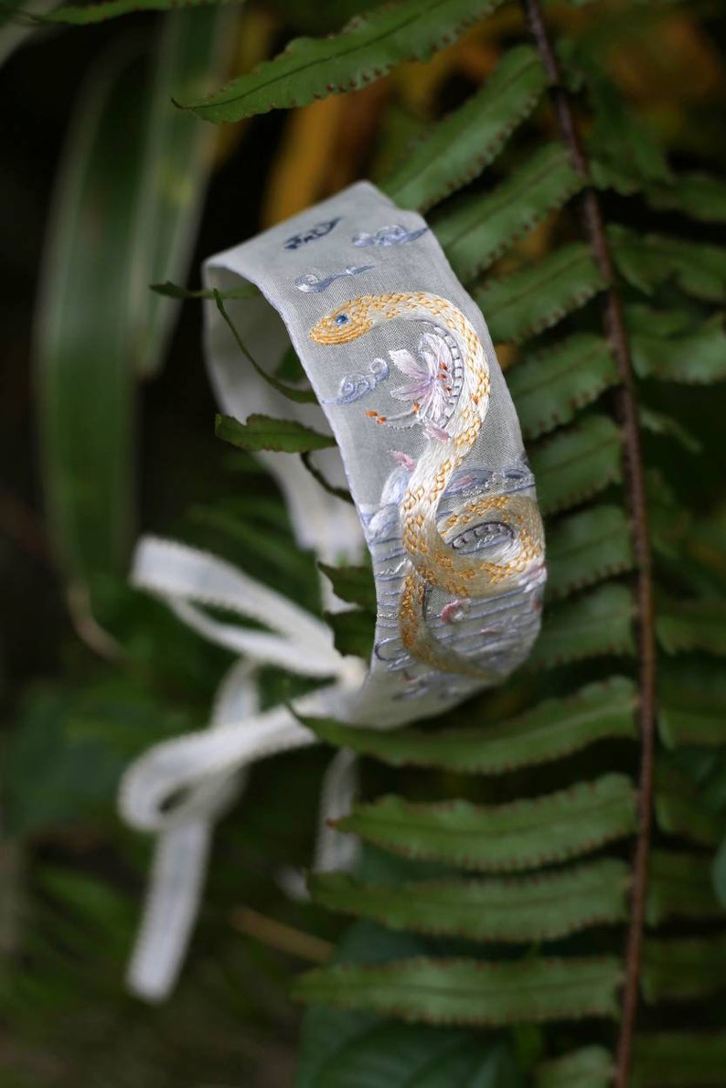 SOLD Anniedollz Embroidery Peking Opera Custom Blythe Lady - Etsy