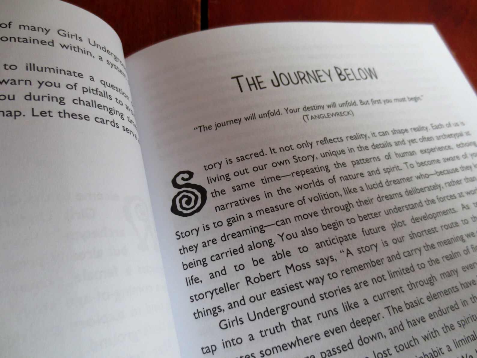 The Girls Underground Story Oracle - Divination Cards - Deck and ...