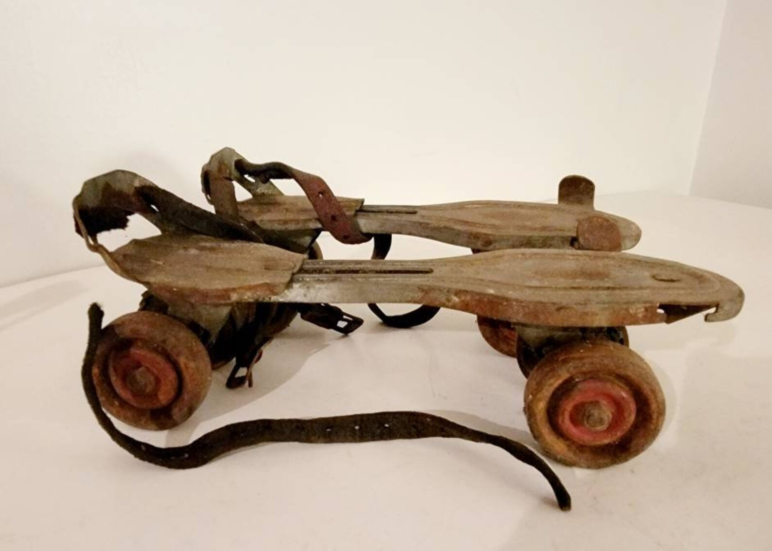 Metal Vintage Rolling Roller Skates Very Rusty Roller Skating Found by ...