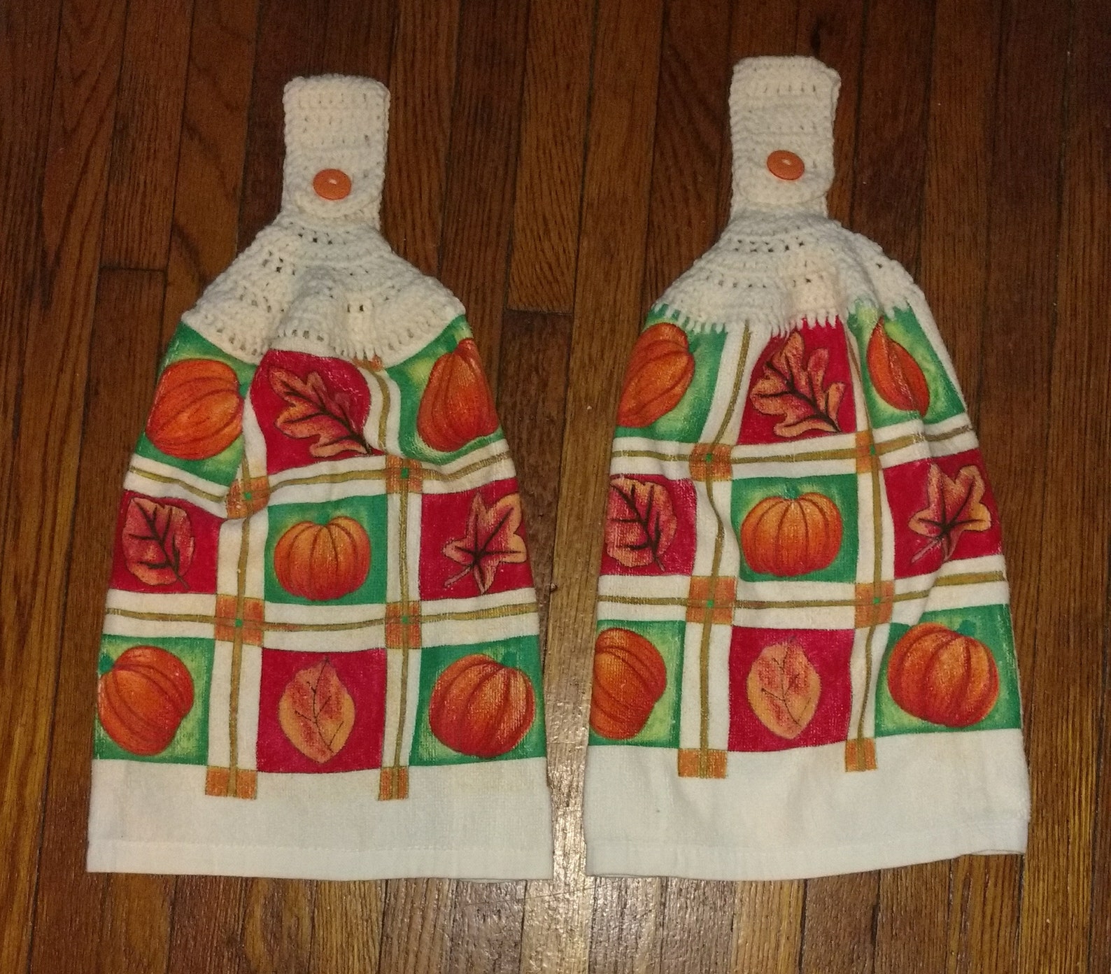 Fall Leaves and Pumpkins Kitchen Towels Fall Towels Pumpkin - Etsy