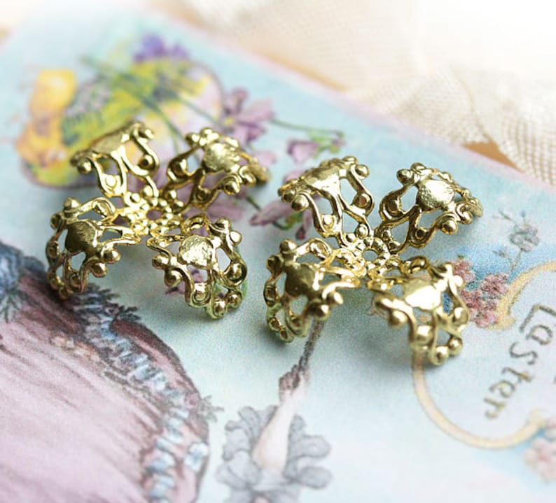 Large Filigree Bead Caps: Antique Gold Jewelry Findings (20mm, 2pc) - Etsy