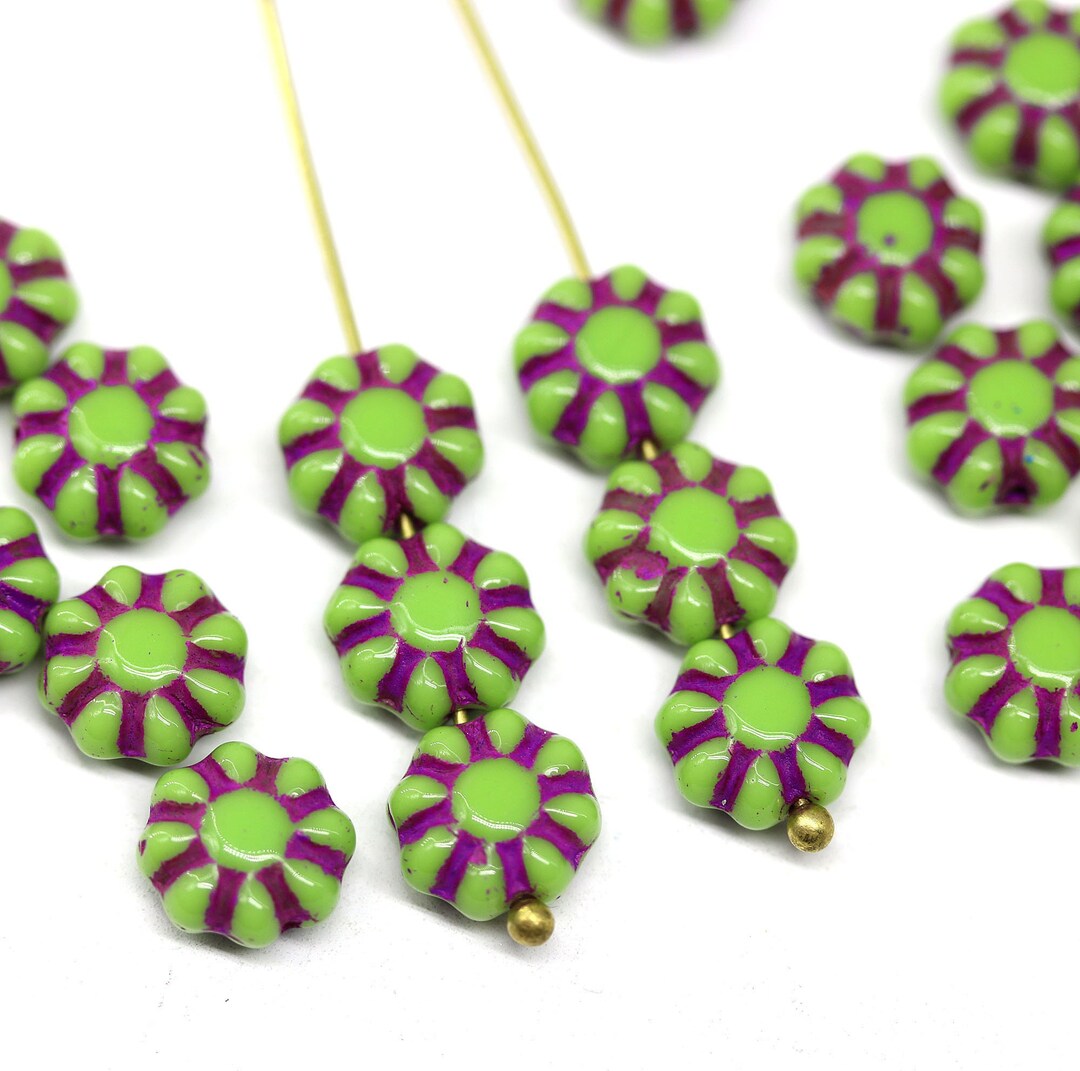 9mm Green Daisy Flower Czech Glass Beads, Purple Inlays Flat Daisy ...