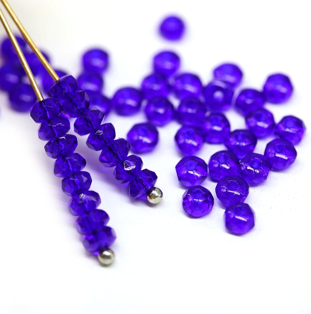 2 x 3 mm minuscole perle di vetro ceco rondelle blu cobalto ciambelle ...