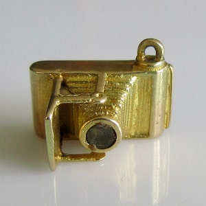 Vintage 9ct Gold Camera With Stanhope Scenes of London Charm - Etsy