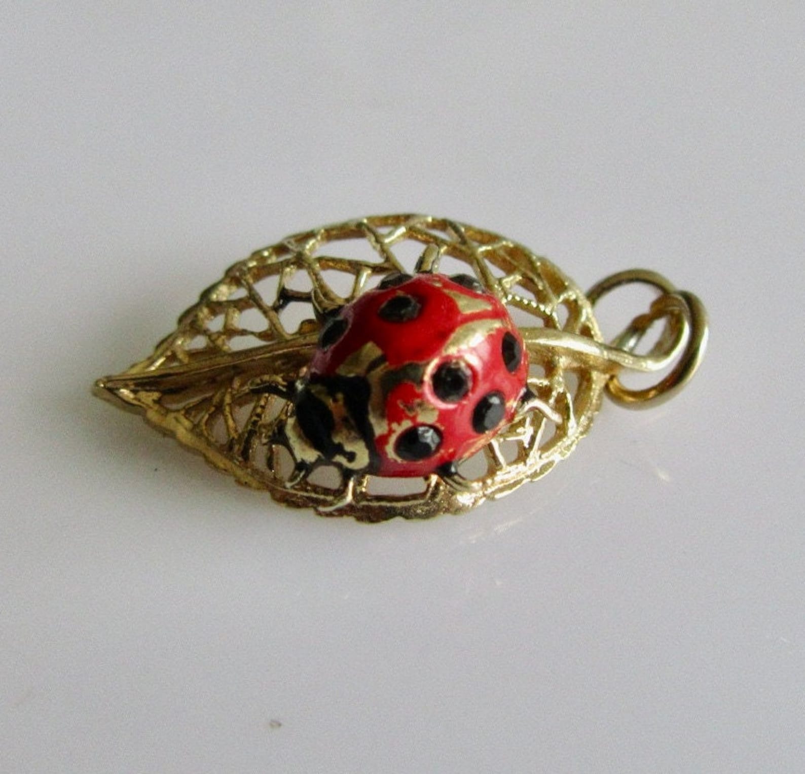Nuvo 9ct Gold Ladybird Bug on a Leaf Articulated Enamel Charm - Etsy