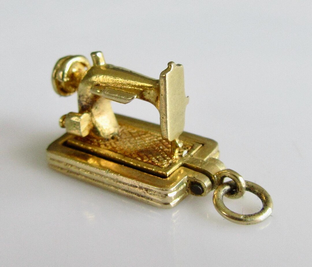 9ct Gold Sewing Machine and Scissors Opening Charm - Etsy