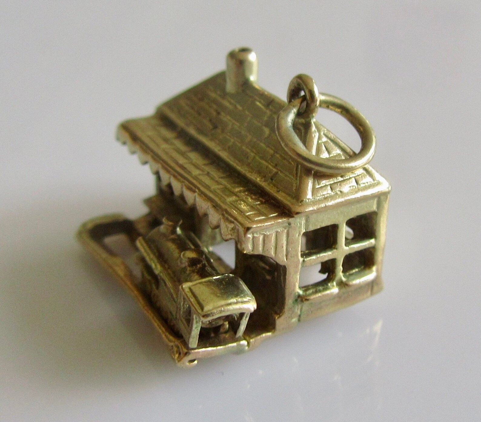 9ct Gold Steam Train in a Station Moving Charm - Etsy