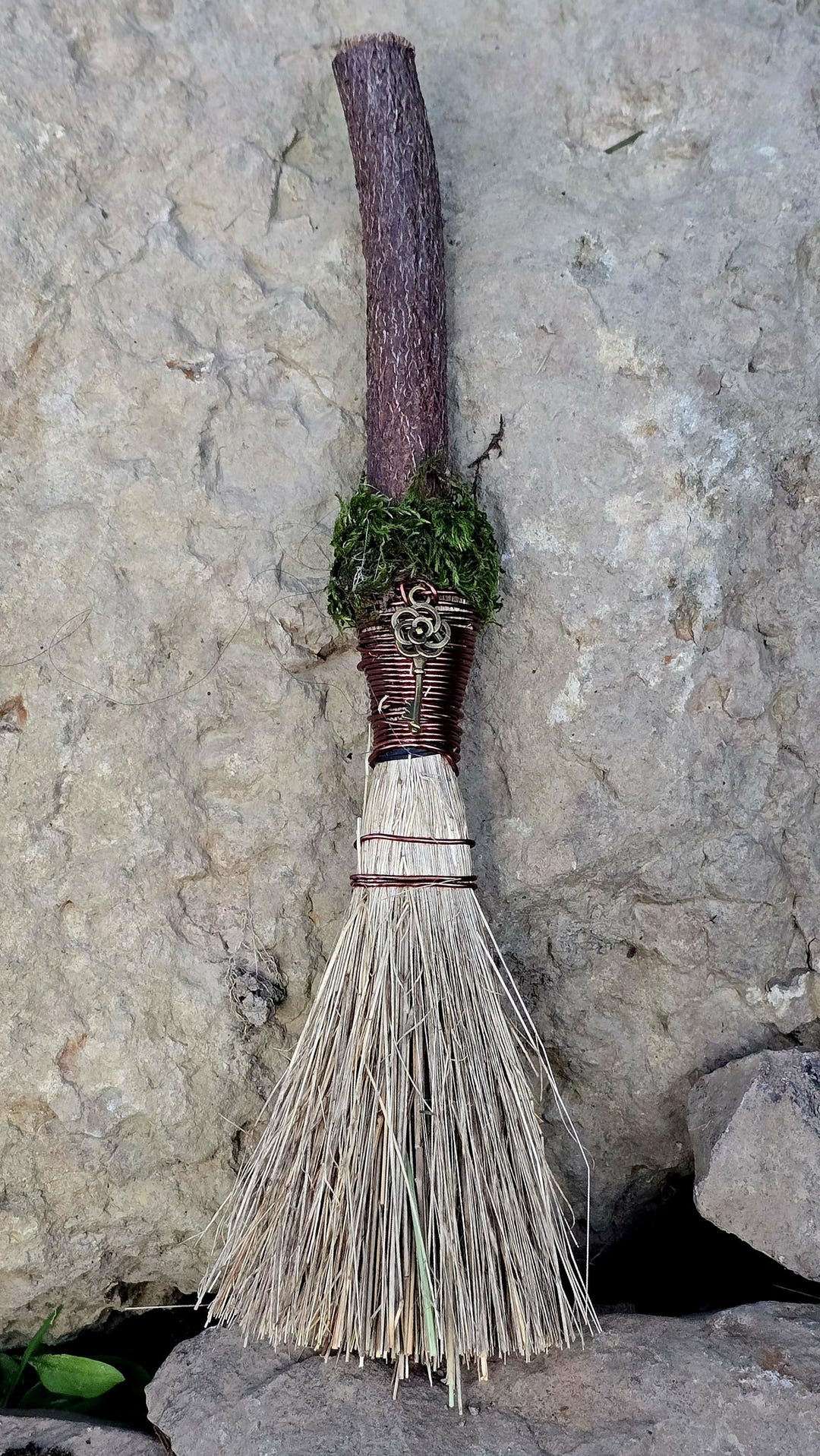 Mossgate Mini Besom Broom, Cottagecore Altar Decor, Housewarming Gift ...