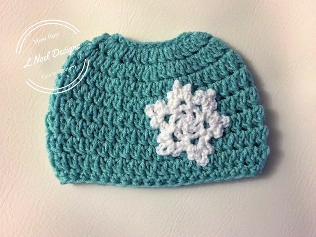 CROCHET PATTERN: Snowflake Bun Hat - Messy Bun Hat Crochet Pattern ...