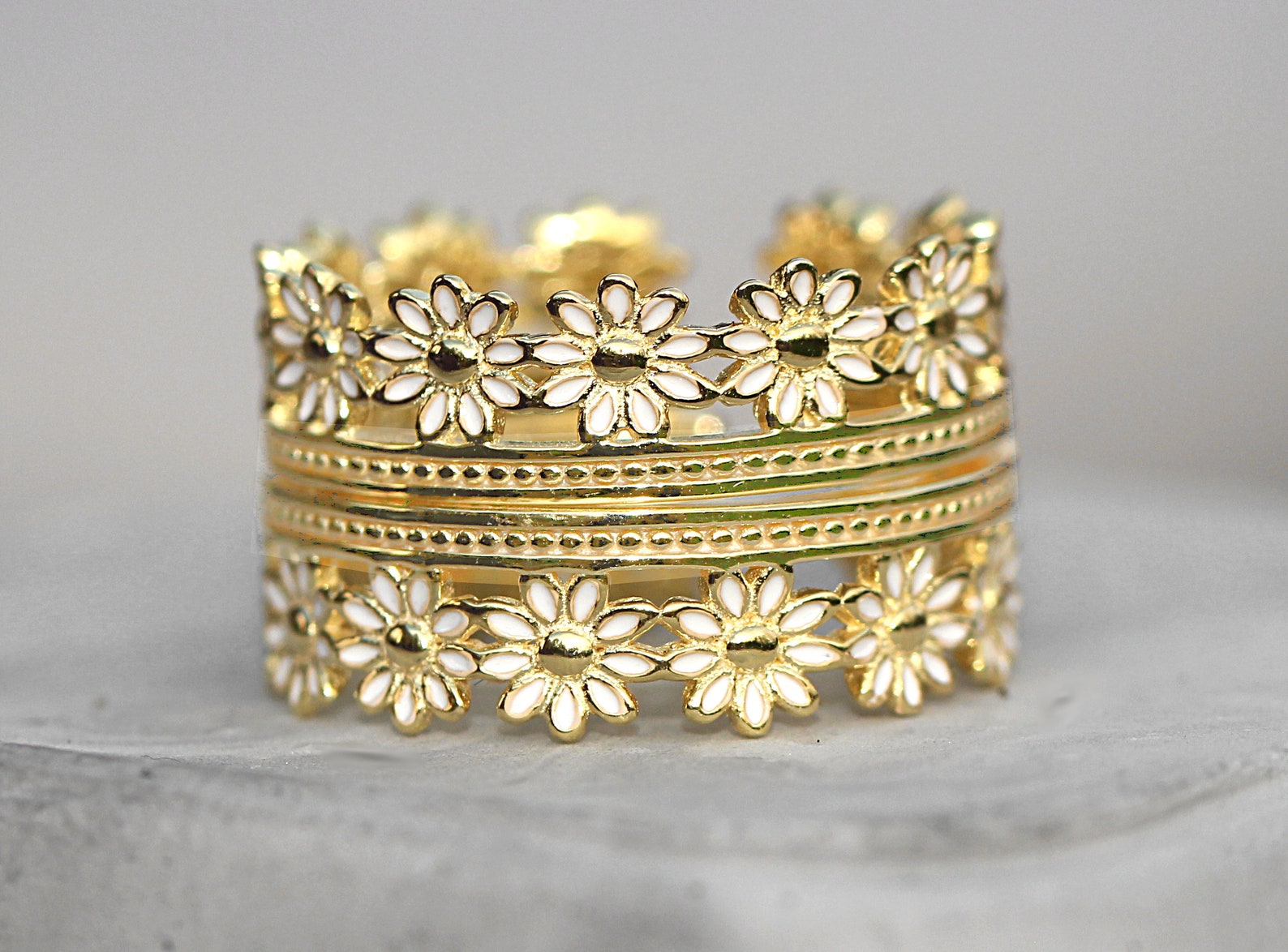 2 Daisy Rings. Multiple Wearing Combinations. Gold Plated - Etsy