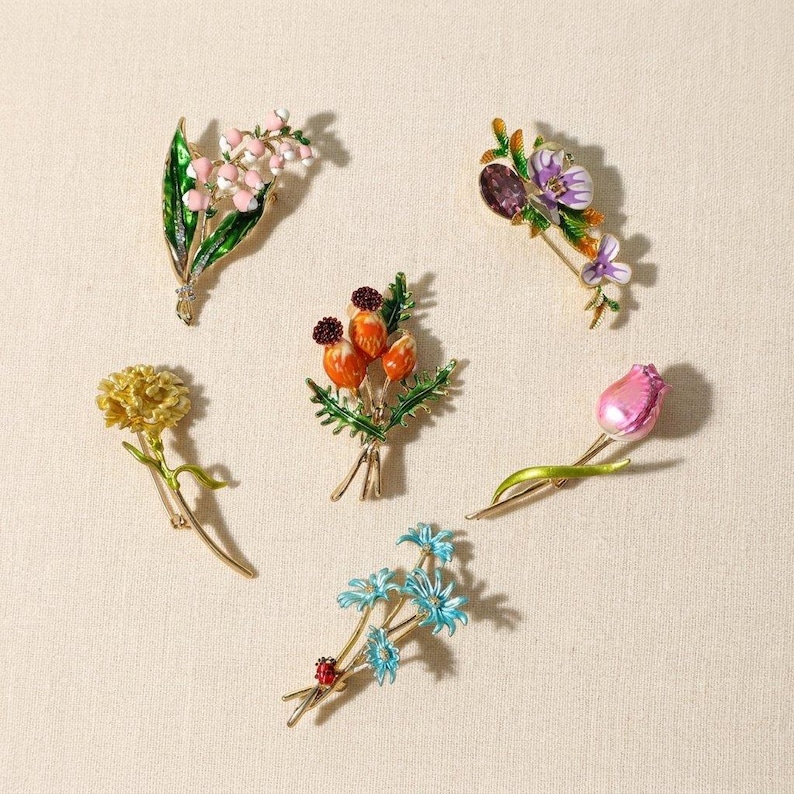 Birth Flower Brooch, Enamel Floral Pin, Alloy Jewelry, Wedding ...