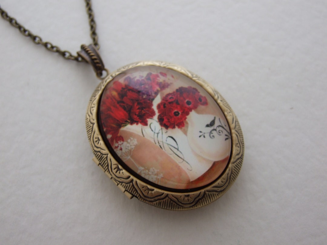 Red Flowers Victorian Style Locket Artistic Art Nouveau Locket - Etsy
