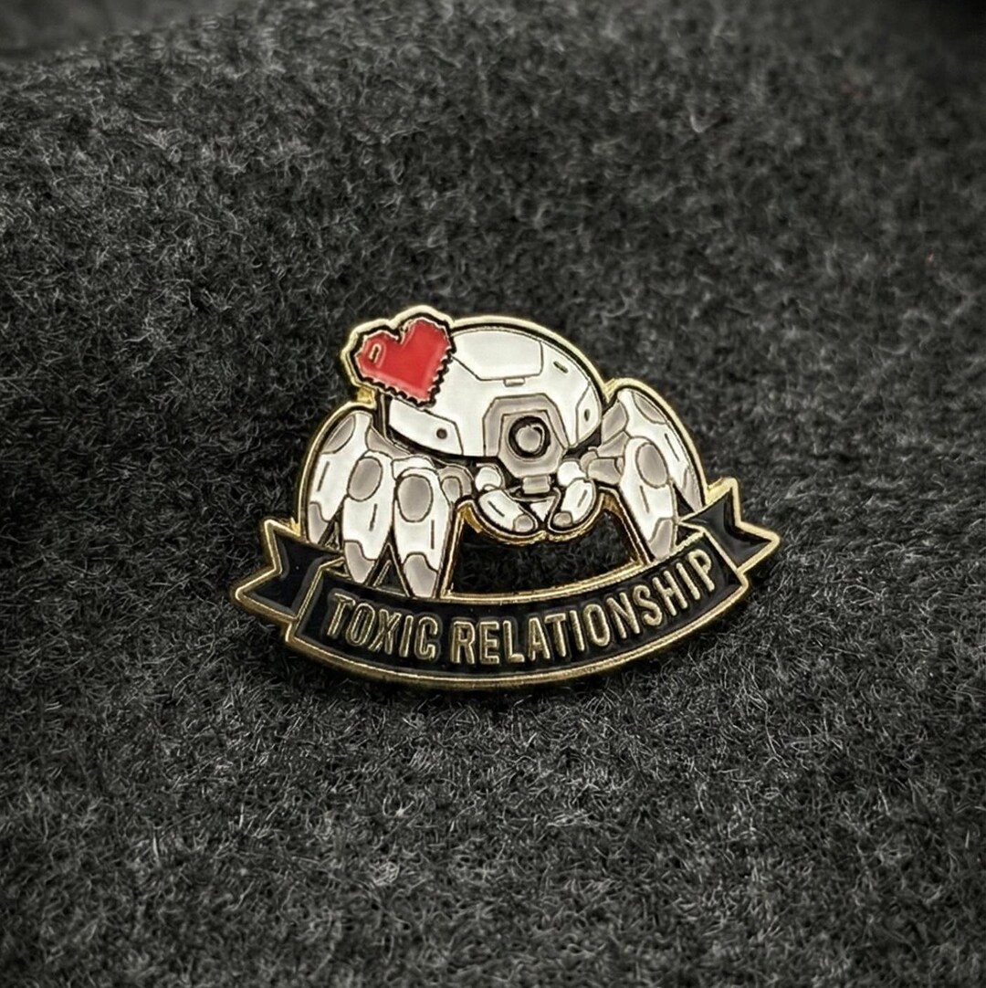 Arc Raiders Tick Pin - Toxic Relationship Enamel Pin - Clingy Robot ...