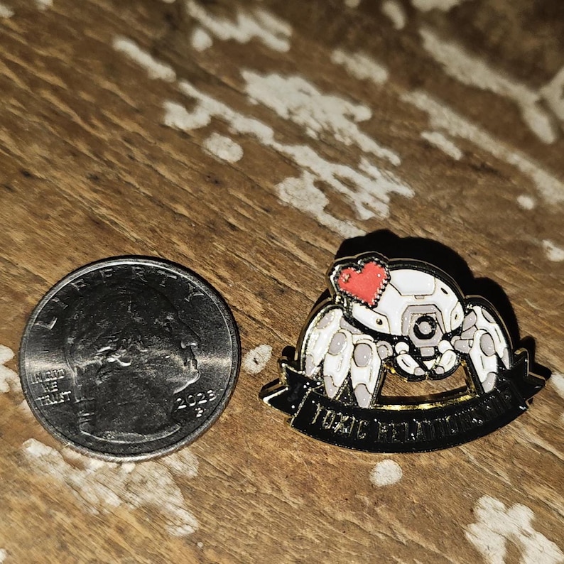 Arc Raiders Tick Pin - Toxic Relationship Enamel Pin - Clingy Robot ...