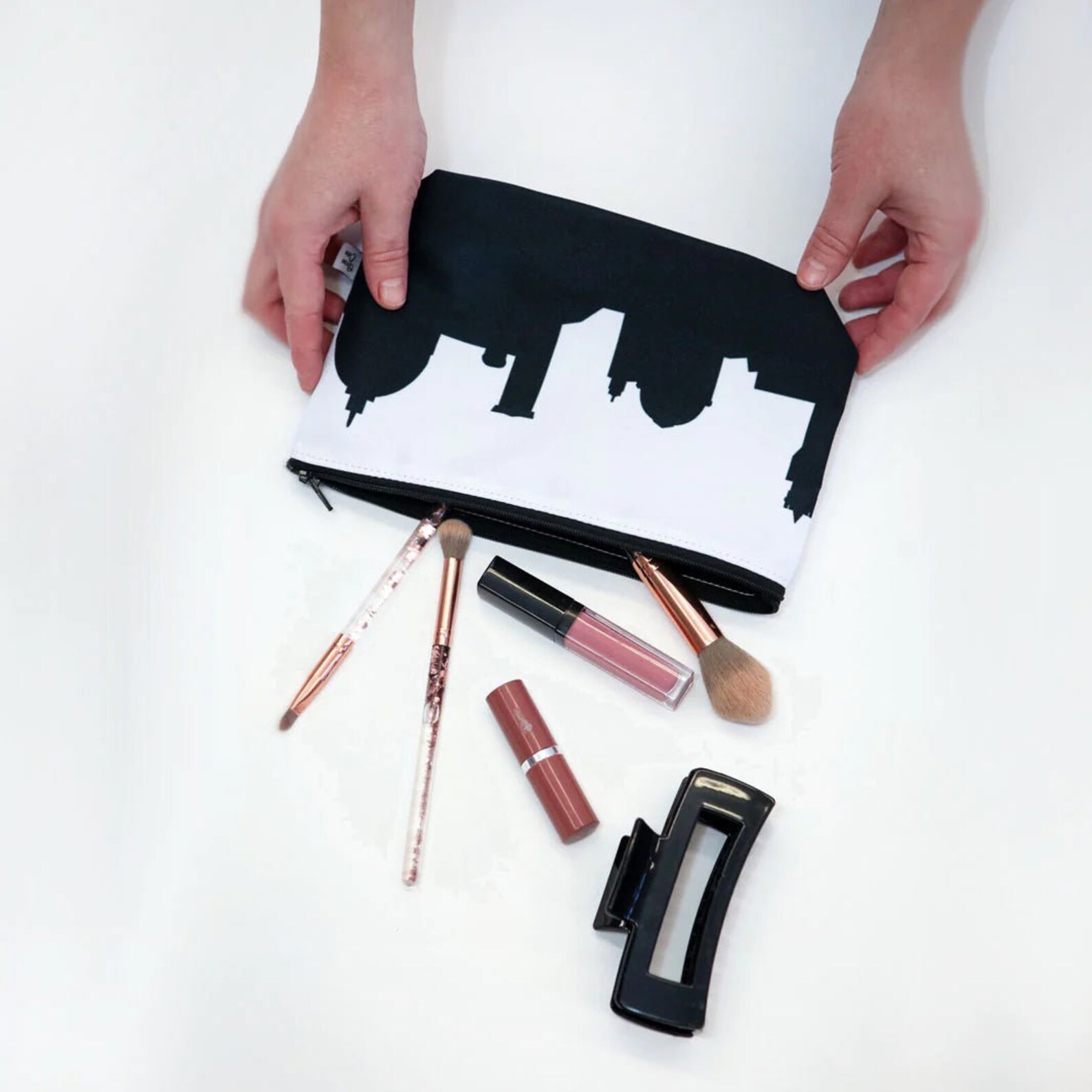 Buffalo NY Skyline Cosmetic Makeup Bag | Travel Gift | Travel Case ...