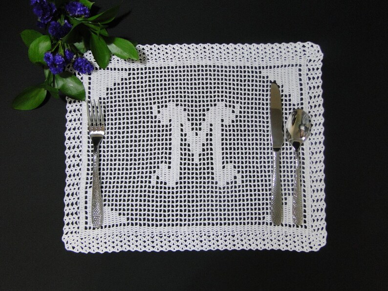 Monogram Placemat and Doily Crochet Pattern 702 Monogram | Etsy