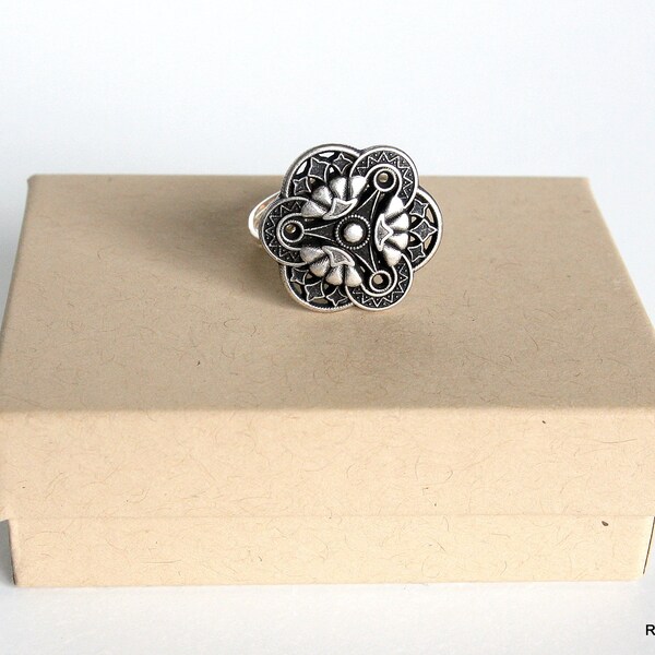 Antique Silver Ring - Etsy