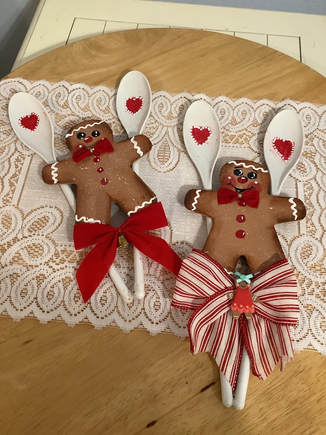 One Gingerbread Hand Decorated Spoons Set Housewarming Gift Country ...
