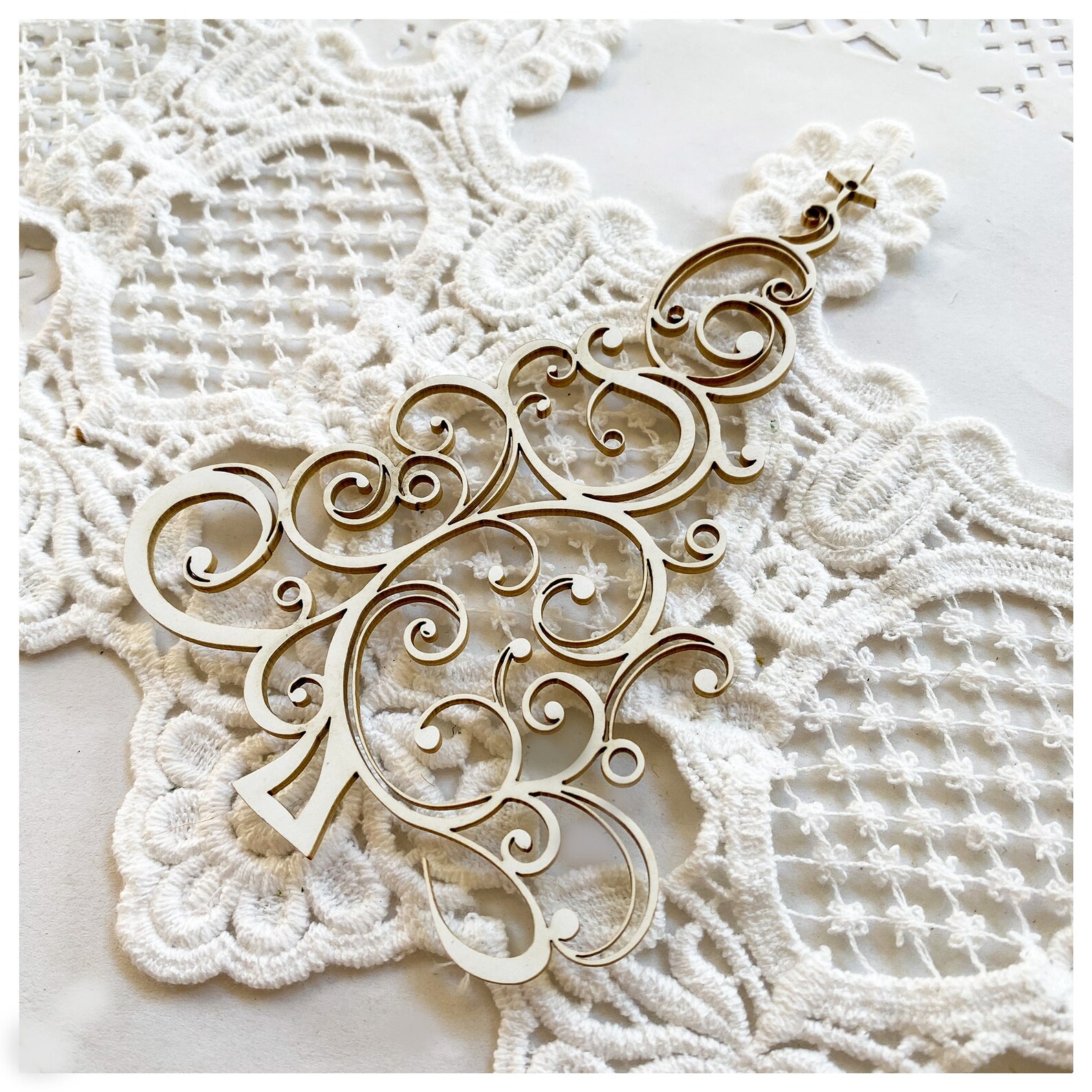 Reneabouquets Beautiful Board Twirly Christmas Tree Laser | Etsy