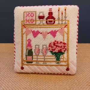 Easel Back Needlepoint Finishing Service: Flat Back, Puffy Front With ...