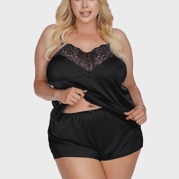 Reife Frau In Dessous
