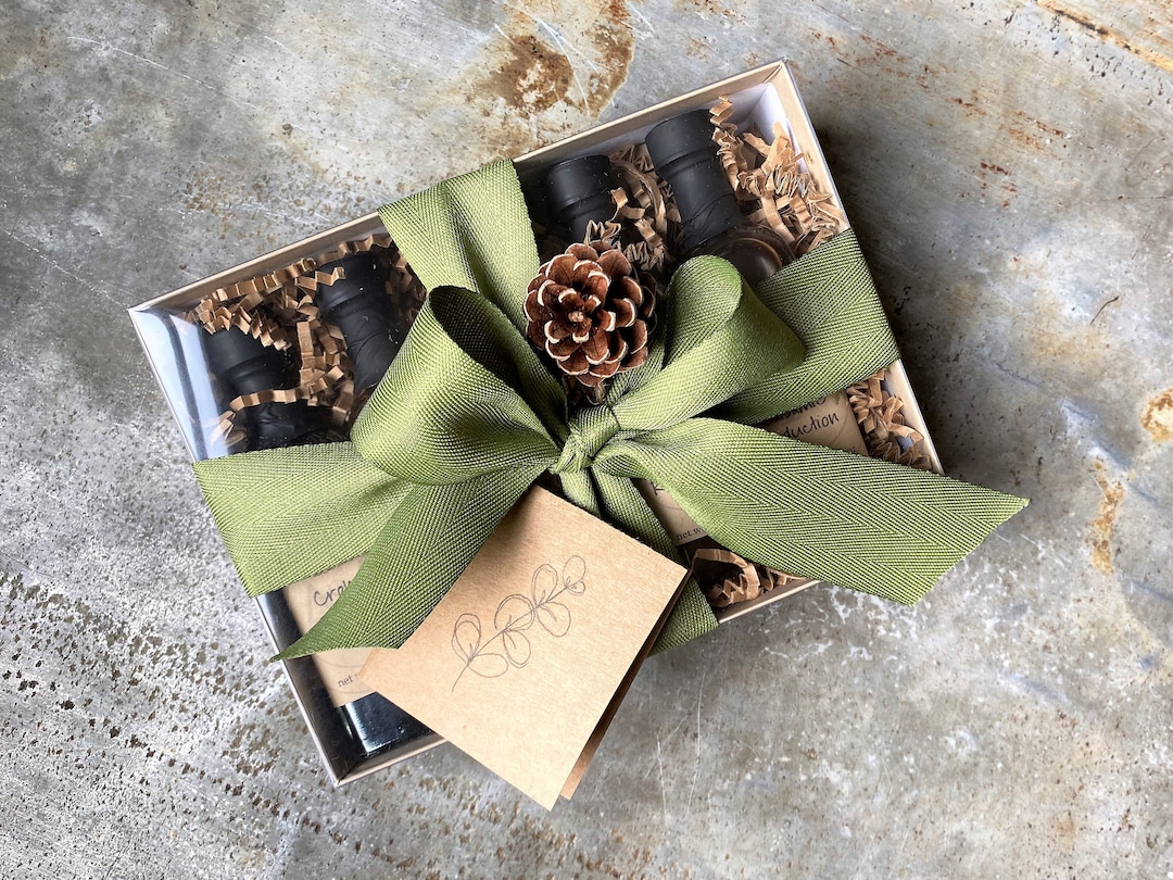 Olive Oil and Balsamic Vinegar Sampler Gift Box - Holiday Gourmet Gift ...