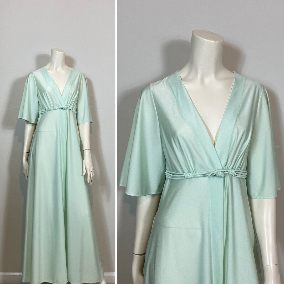 60s 70s Elegant Dressing Gown Robe| Vintage Shadowline Mint Seafoam Green Kimono Sleeves ...