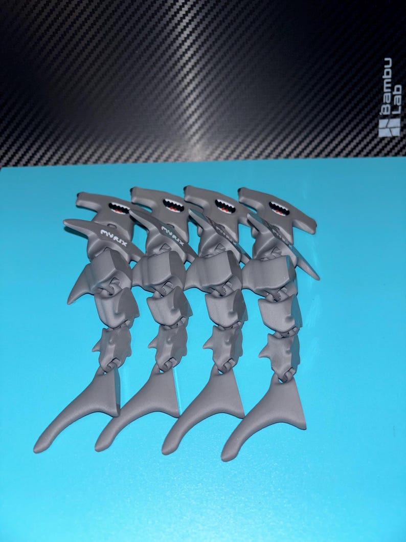 Hammerhead Shark Fidget – Articulated Wiggle Desk Toy - Etsy