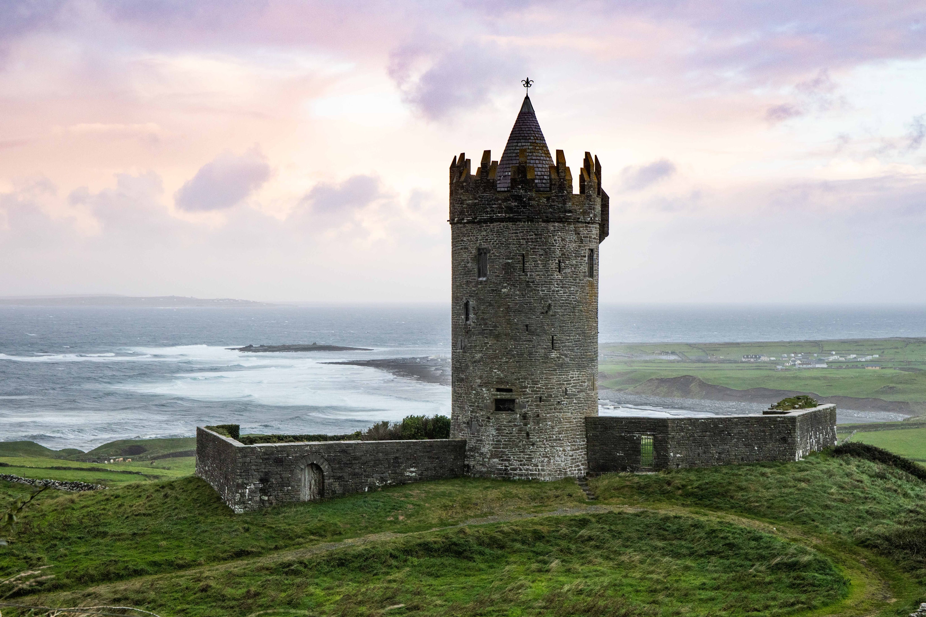 Castles of Ireland Doonagore Castle - Rustic Irish Country - Town of ...