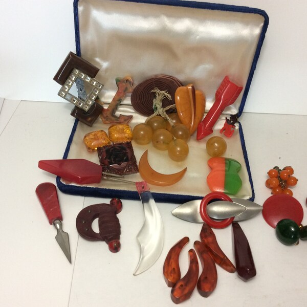 Bakelite Jewelry - Etsy