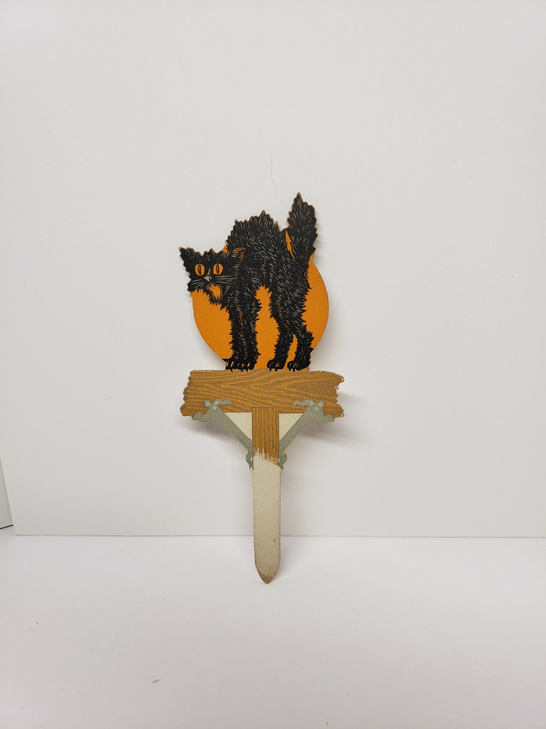 1920's Dennison Halloween Party Cut-out Scared Black Cat on Fence Post ...