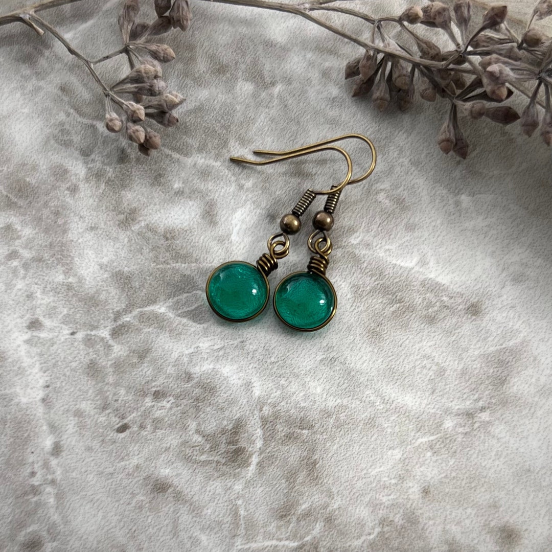 May Birthstone Earrings: Emerald Green Art Glass, Taurus or Gemini ...