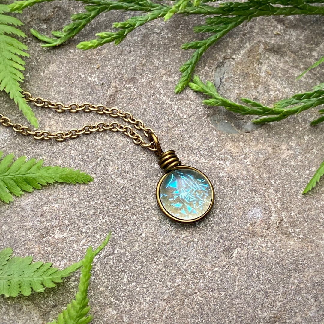 Fairy Dust Necklace: Light Spruce Green Glass Pendant, Vintage Style ...