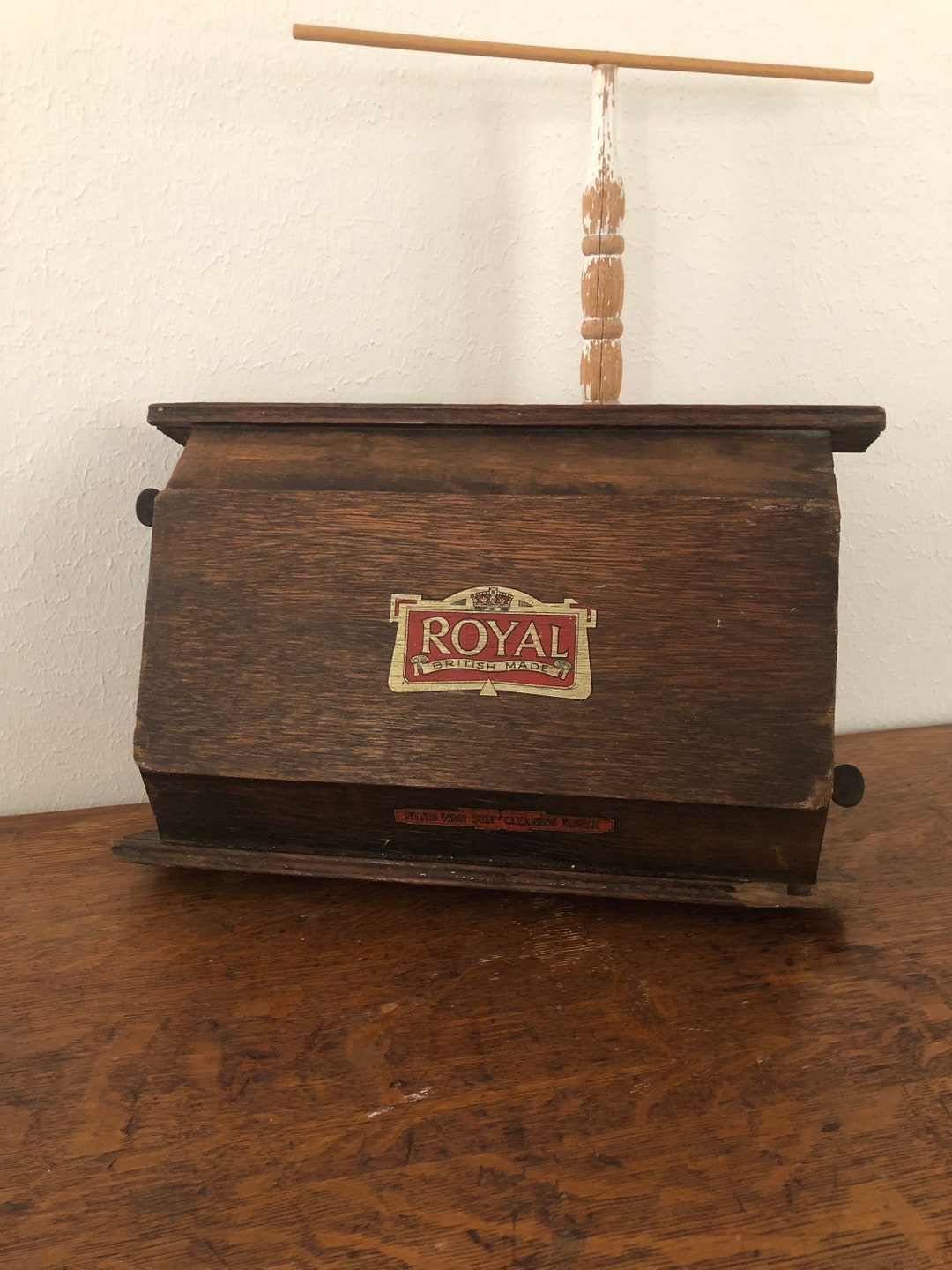 Vintage Wood ROYAL British Made Self Cleaning Sweeper Broom Manual ...