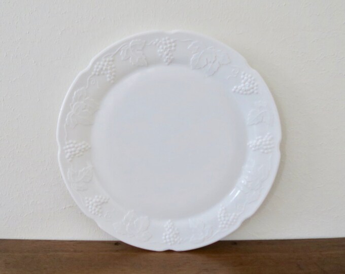 Vintage White Grape Pattern Milk Glass Large Round Serving Tray Platter ...
