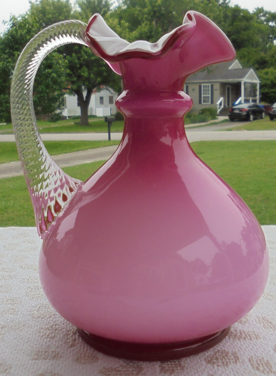 Beautiful Vintage Ruffle Vase - Etsy