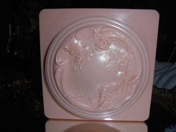 Ivy Ann Vintage Pink Bath Powder Box Acrylic Embossed no - Etsy