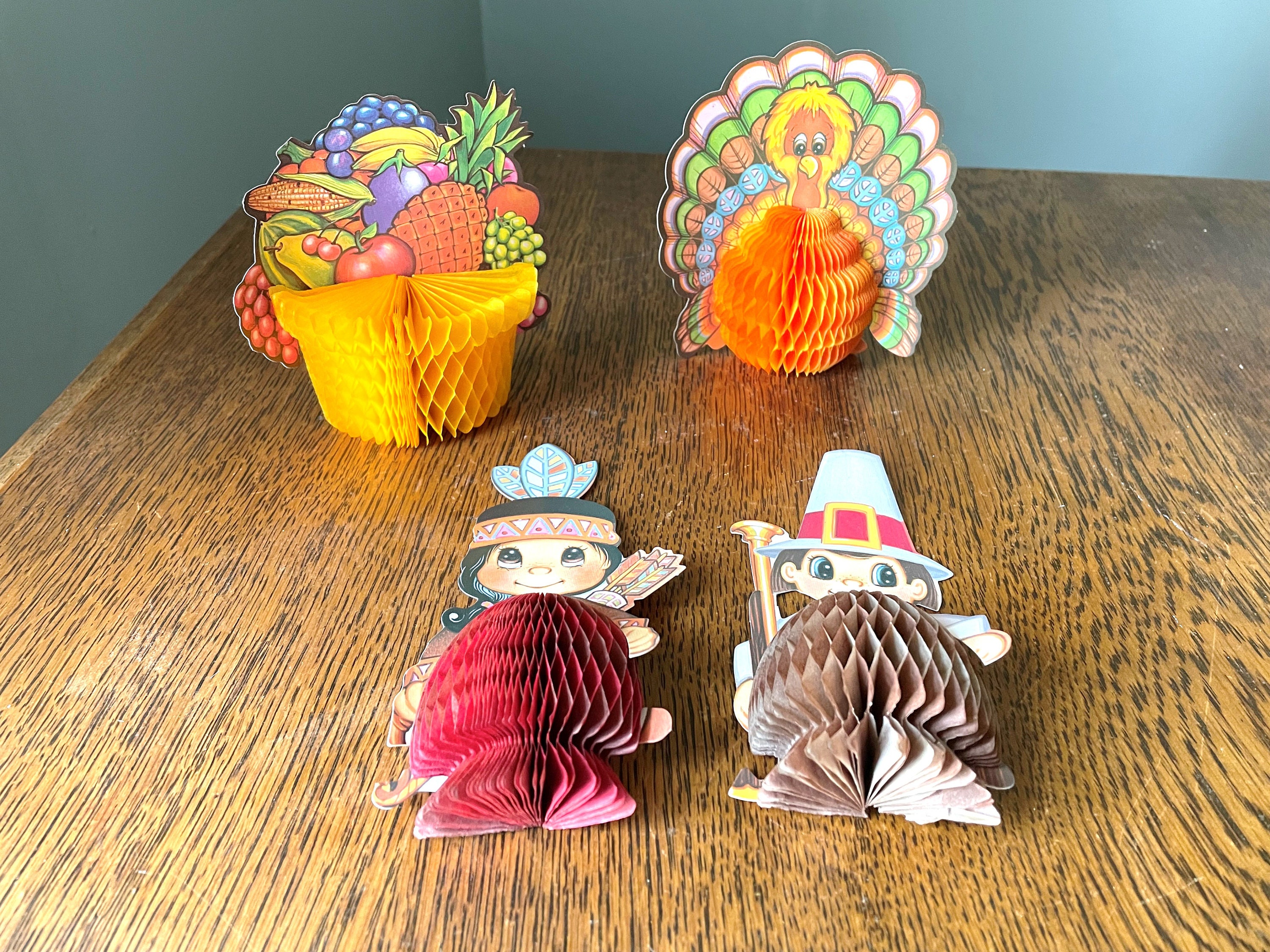 Retro Thanksgiving Decorations
