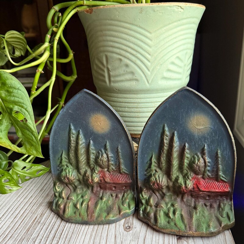 Relief Bookend - Etsy