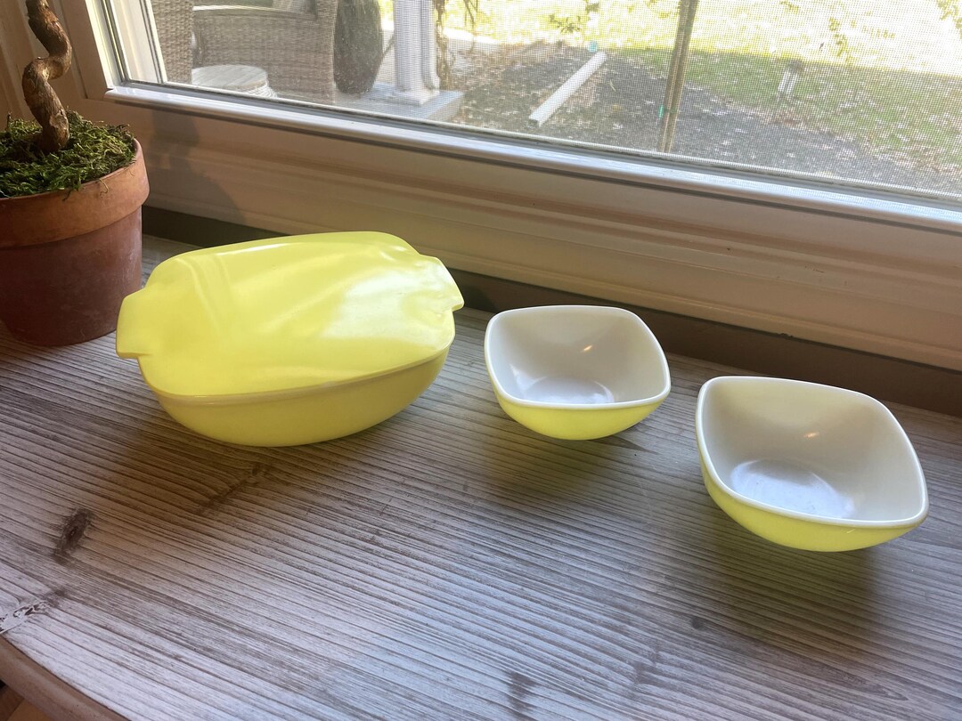 Vintage 3 Pc Square Pyrex Set Harvest Yellow Pyrex Midcentury Pyrex ...