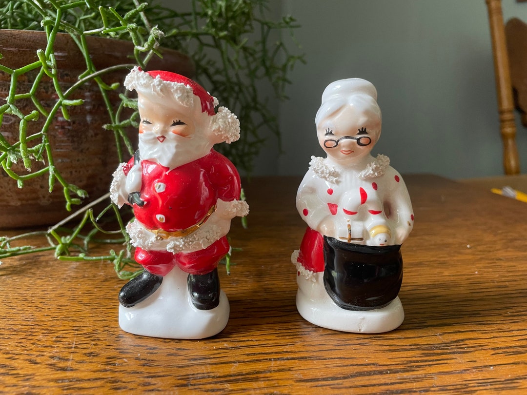 Vintage Pair- Napco Santa and Mrs. Clause Salt & Pepper Shakers ...