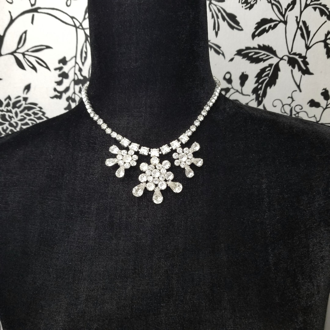 Vintage Tear Drop, Square & Round Cut Rhinestones on Rhodium Plated Art ...