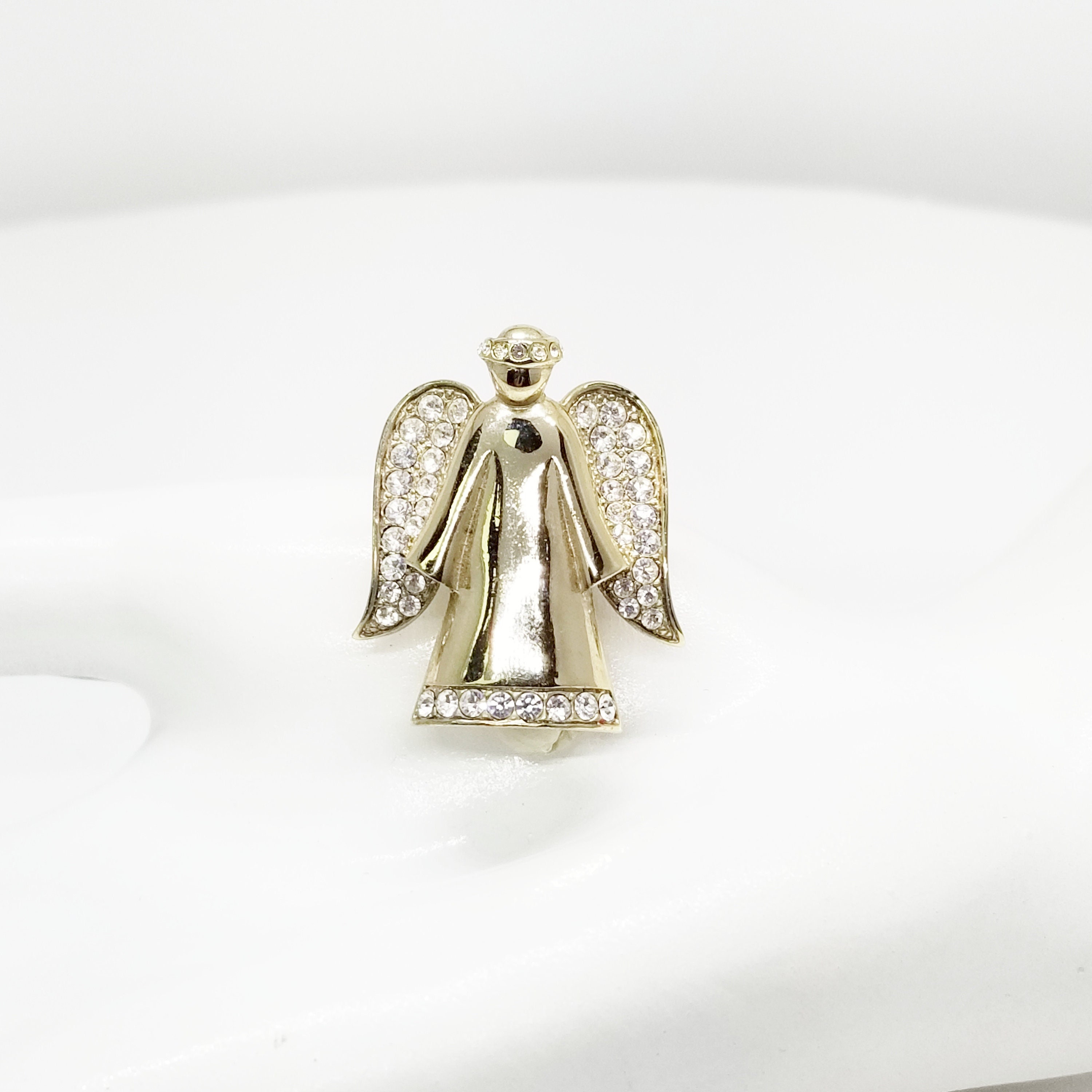 Monet angel brooch store