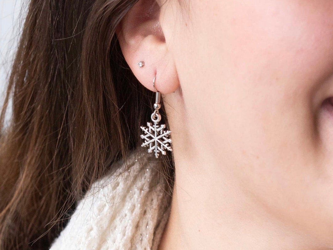 Snowflake Earring Winter Wonderland Charm Dangle Earring - Etsy