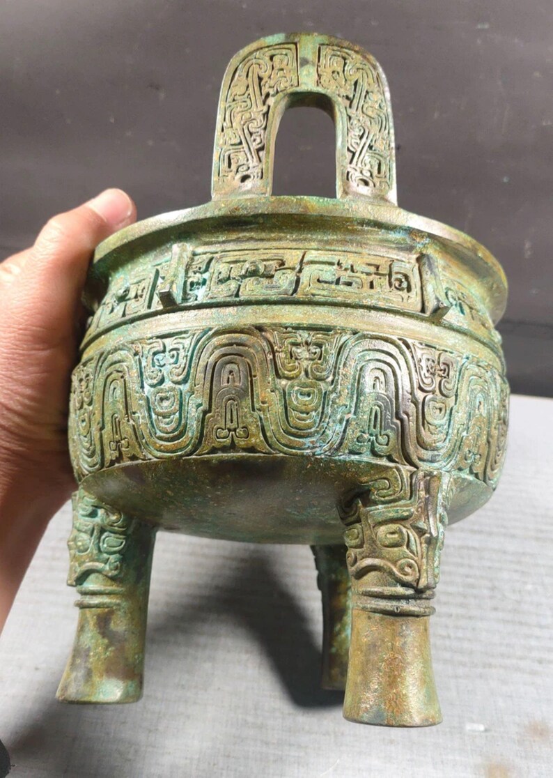 Shang and Zhou Dynasty Bronze Double Ding With Taotie Pattern - Etsy