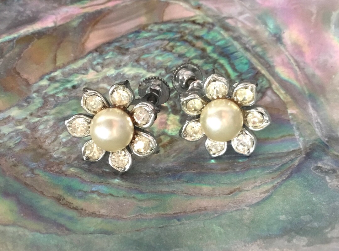 Vintage Lisner Pearl and Rhinestones Clip Earrings Silver Floral - Etsy