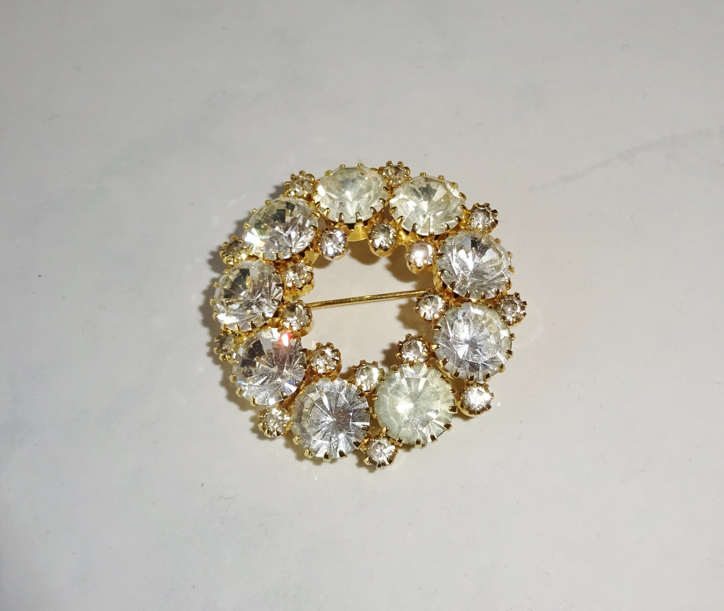 Vintage Rhinestone Brooch Wreath Brooch Ring Pin Round - Etsy Ireland